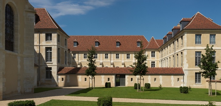 Kering abre virtualmente las puertas de su sede | Modaes