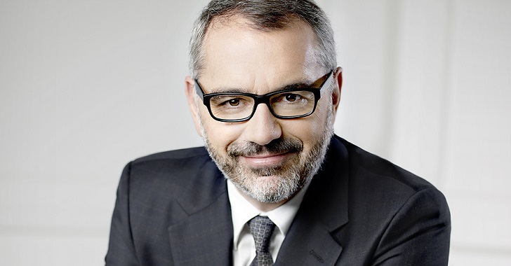 Puig simplifica su estructura y absorbe la filial para los perfumes de ...