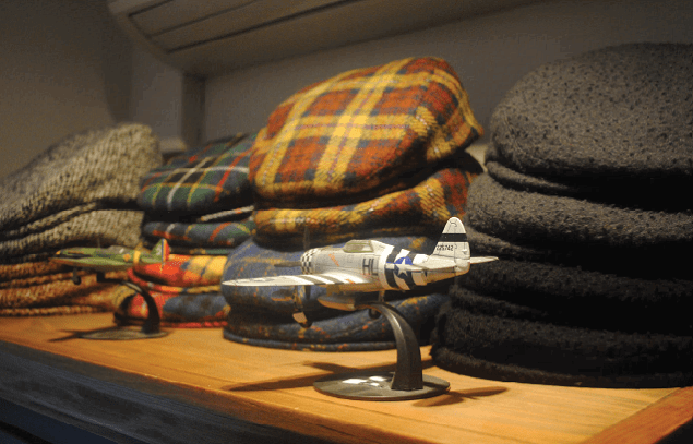 Menco, un hombre diferente en Sevilla | Modaes