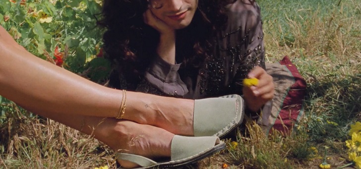 Zara prosigue con las colaboraciones y se alía con Ria Menorca para una ...