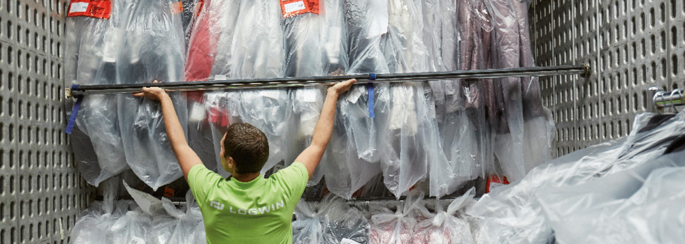 Logwin Solutions Spain: gestión de la cadena de suministro para el lujo ...