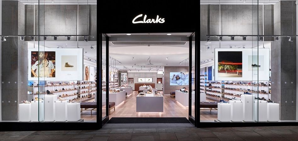 Clarks: el fondo LionRock Capital se adelanta en la puja por la ...