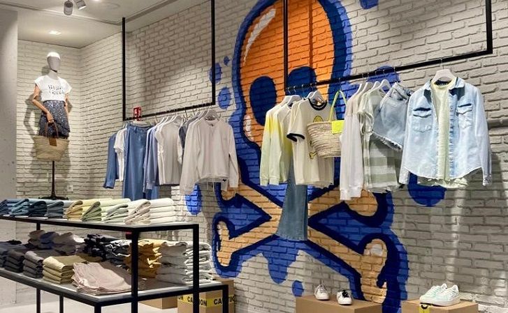 Scalpers lleva su ‘marketplace’ al retail y abre un ‘pop up’ con marcas ...