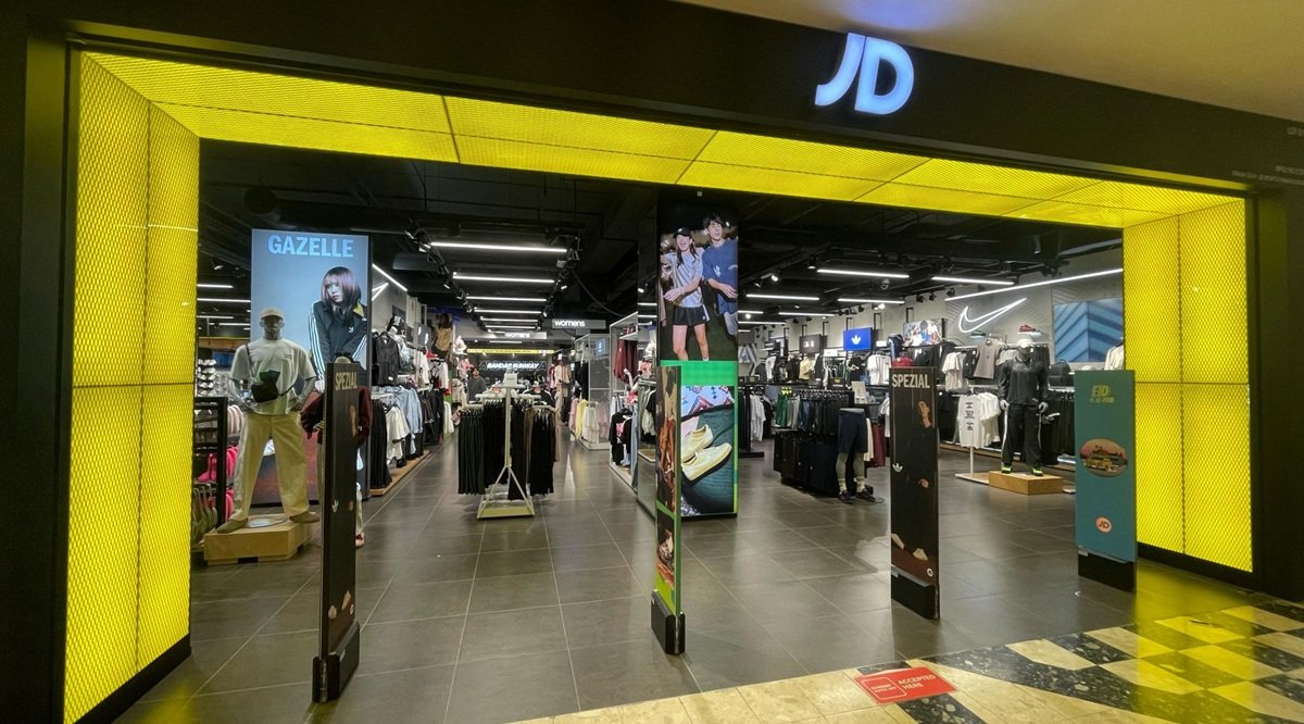 JD Sports recorta un 12% su beneficio en 2024, pese a mantener su ...